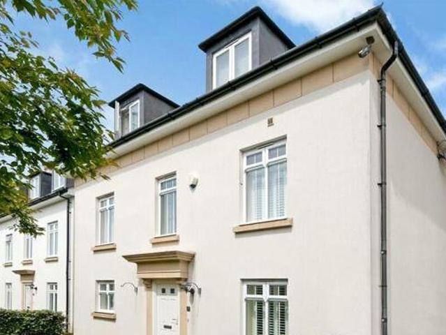 5 Bedroom Detached House For Sale In Kings Hill