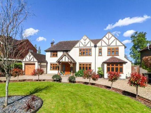 5 Bedroom Detached House For Sale In Kings Langley, Herts