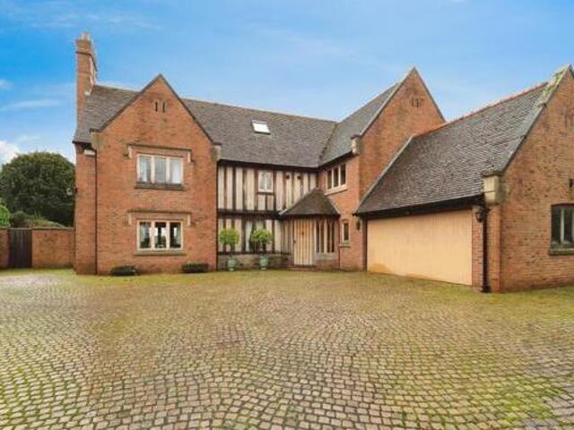 5 Bedroom Detached House For Sale In Kings Newton