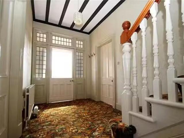 5 Bedroom Detached House For Sale In Kinnaird, Glenurquhart Ro.