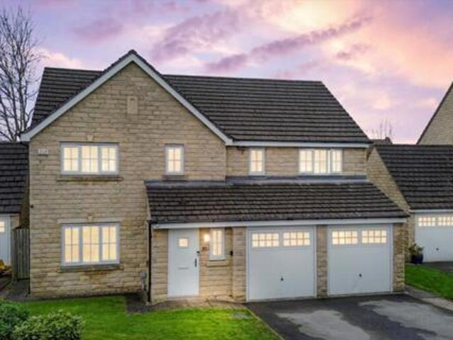 5 Bedroom Detached House For Sale In Kirkburton, Huddersfield