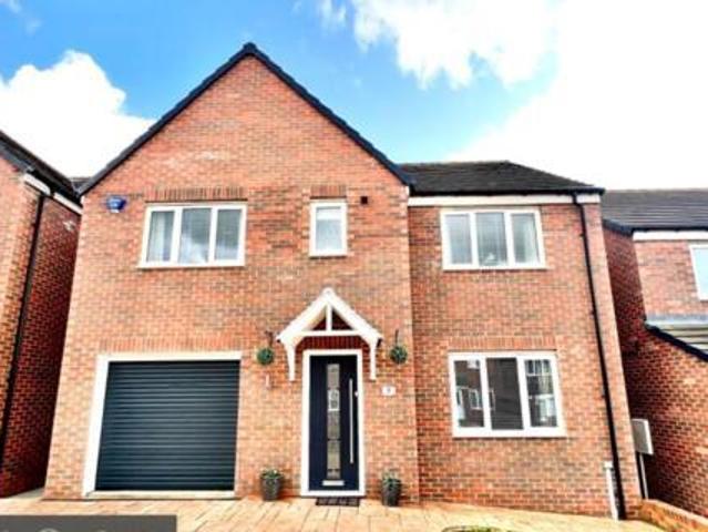 5 Bedroom Detached House For Sale In Houghton Le Spring, Tyne And Wear