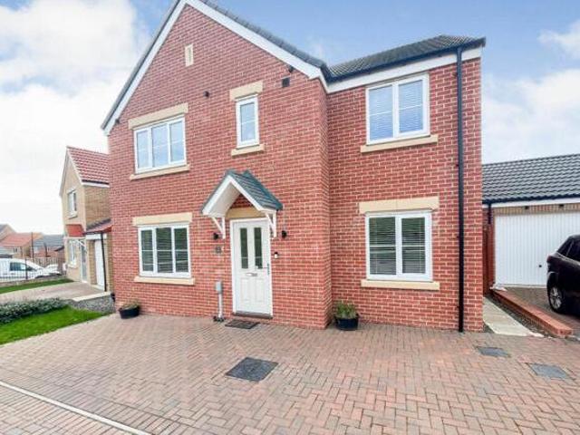5 Bedroom Detached House For Sale In Houghton Le Spring, Tyne And Wear