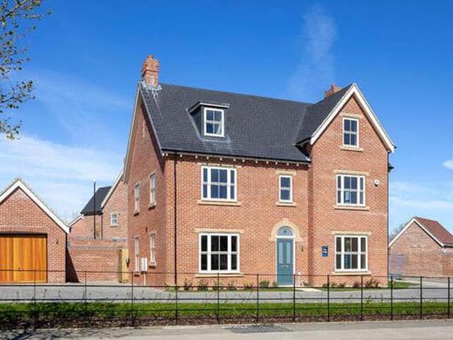5 Bedroom Detached House For Sale In Houlton