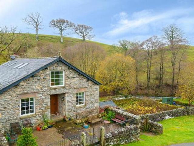 5 Bedroom Detached House For Sale In Howgill
