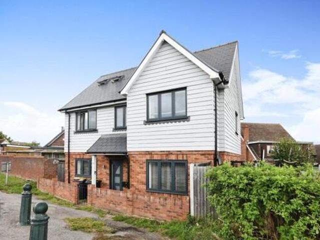 5 Bedroom Detached House For Sale In Hockley, Essex