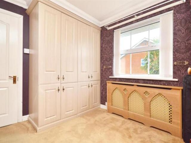 5 bedroom detached house for sale in Holbeach Way, Whitchurch, Bristol, BS14