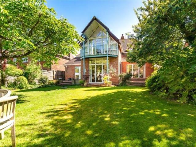 5 bedroom detached house for sale in Holbrook Road, Cambridge, Cambridgeshire, CB1