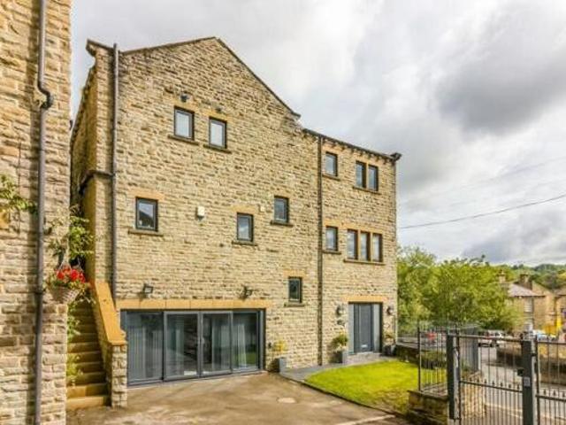 5 Bedroom Detached House For Sale In Honley, Holmfirth