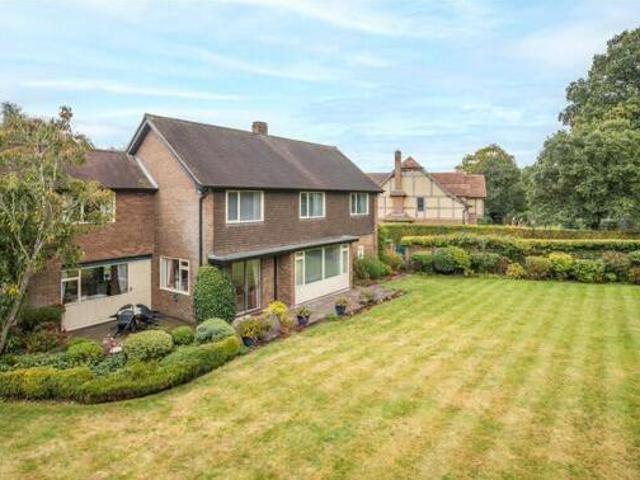 5 Bedroom Detached House For Sale In Horsehay, Telford