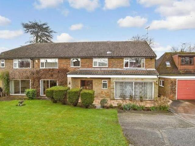 5 Bedroom Detached House For Sale In Horsham