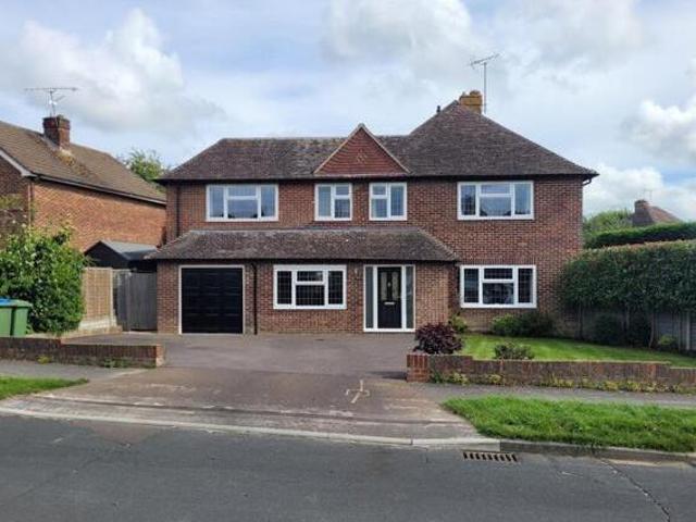 5 Bedroom Detached House For Sale In Horsham, United Kingdom