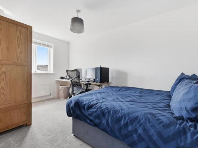 5 bedroom detached house for sale in Hawes Way, Rotherham, S60