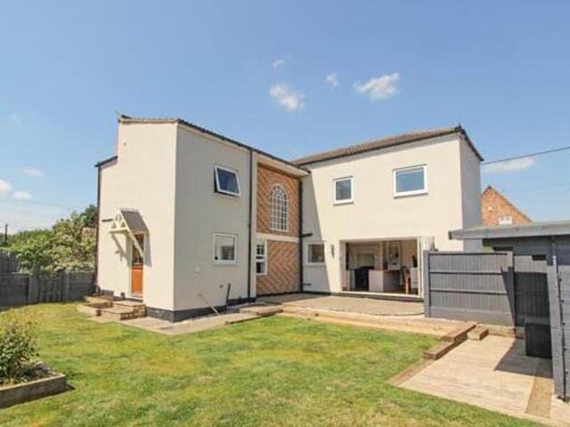 5 Bedroom Detached House For Sale In Haxey, Doncaster