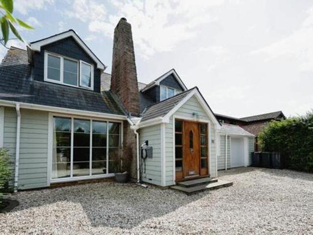 5 Bedroom Detached House For Sale In Hayling Island, Hampshire