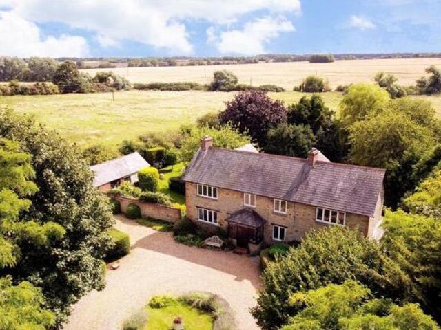 5 Bedroom Detached House For Sale In Hackleton