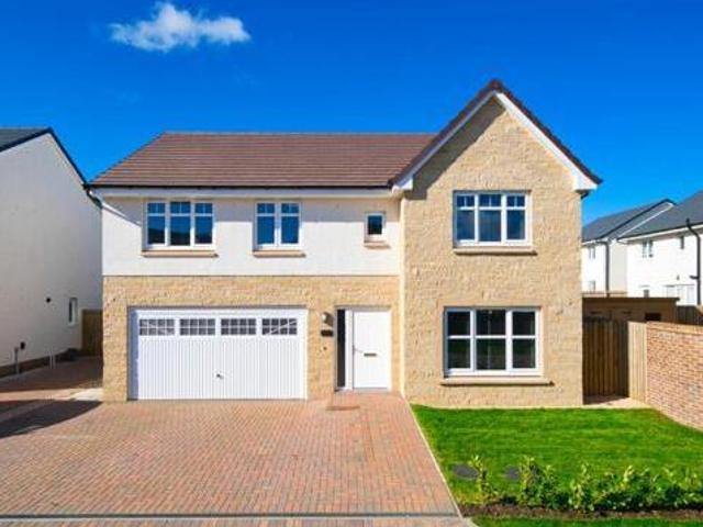 5 Bedroom Detached House For Sale In Hamilton