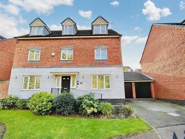5 Bedroom Detached House For Sale In Hamilton
