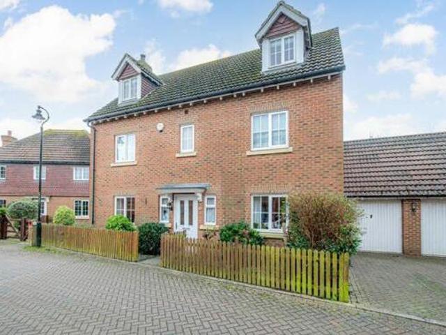 5 Bedroom Detached House For Sale In Hamstreet