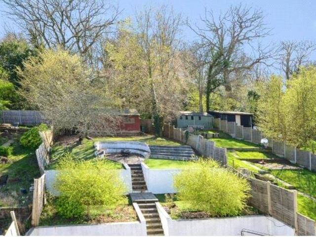 5 bedroom detached house for sale in Hampermill Lane, Watford, Hertfordshire, WD19