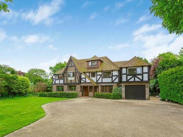 5 Bedroom Detached House For Sale In Hampton, Middlesex