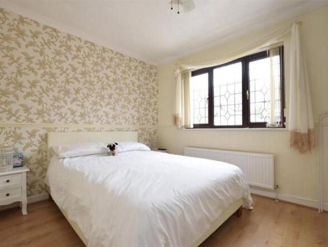 5 bedroom detached house for sale in Harolds Way, Bristol, Gloucestershire, BS15