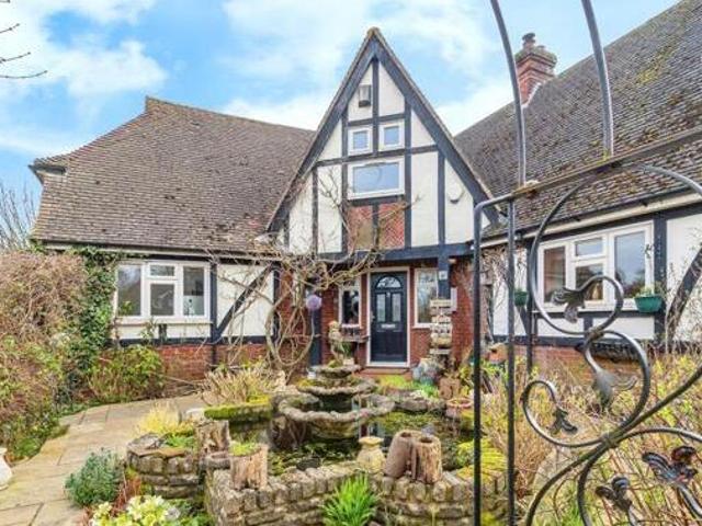 5 Bedroom Detached House For Sale In Harlington