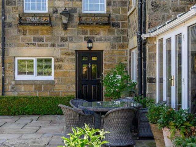 5 bedroom detached house for sale in Harrogate Road, Leeds, LS17