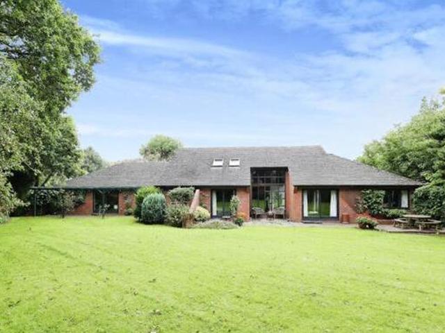 5 Bedroom Detached House For Sale In Hartford