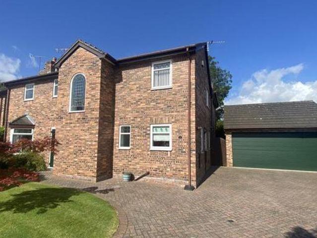 5 Bedroom Detached House For Sale In Hartford