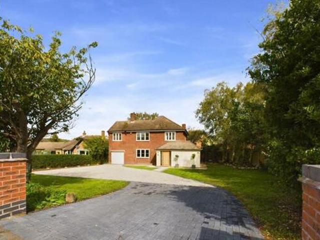 5 Bedroom Detached House For Sale In Hartshorne