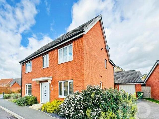 5 Bedroom Detached House For Sale In Hethersett, Norwich