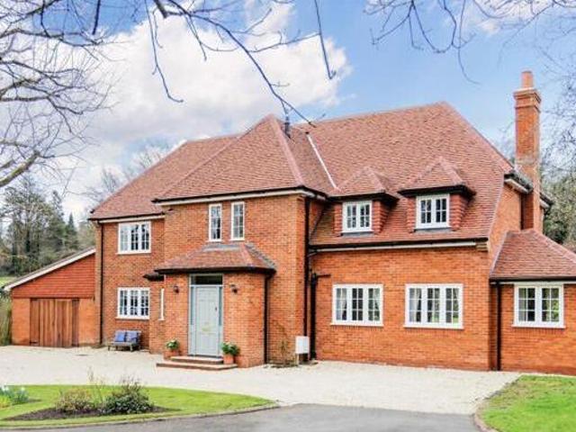 5 Bedroom Detached House For Sale In Headley