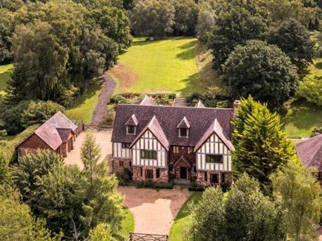 5 Bedroom Detached House For Sale In Heathfield, East Sussex