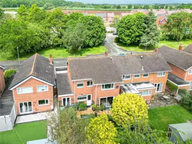 5 bedroom detached house for sale in Helmingham, TAMWORTH, Sta.