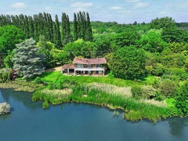5 Bedroom Detached House For Sale In Hemingford Grey