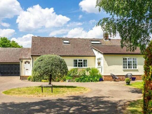 5 Bedroom Detached House For Sale In Hempstead