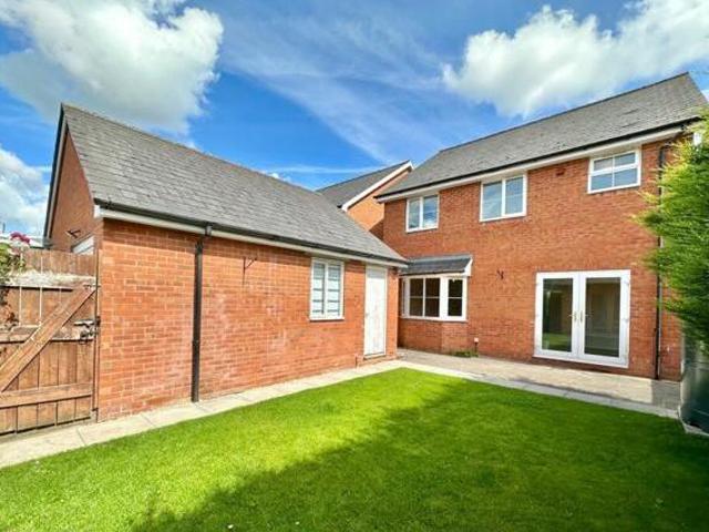 5 Bedroom Detached House For Sale In Hereford