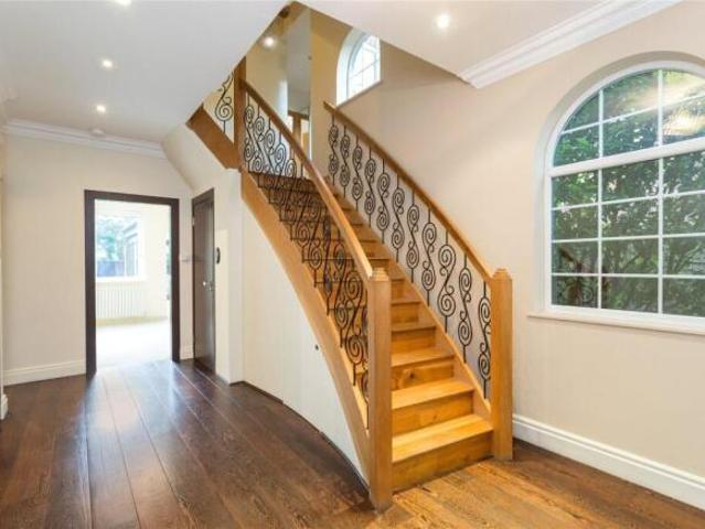 5 bedroom detached house for sale in Hermitage Lane, Hampstead, NW2