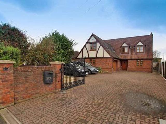 5 bedroom detached house for sale in Hesketh Lane Tarleton Preston PR4