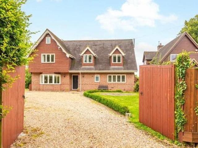 5 Bedroom Detached House For Sale In Hitchin, Hertfordshire