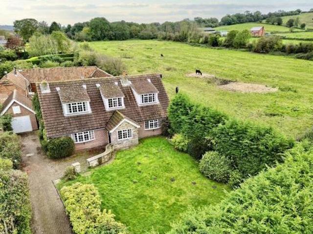 5 Bedroom Detached House For Sale In Hickling