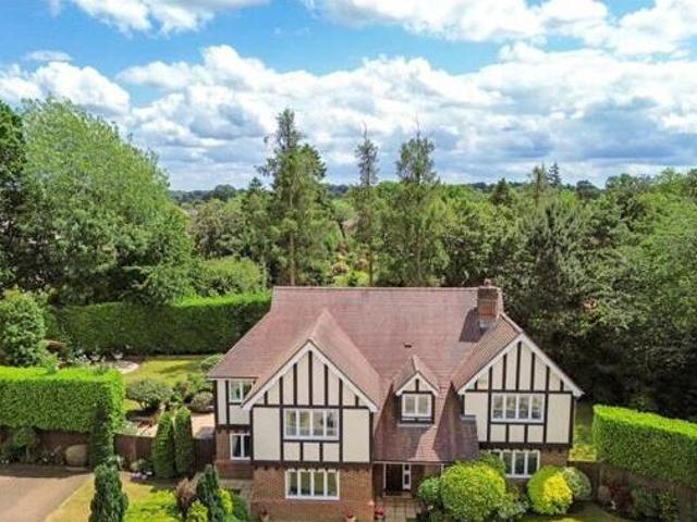 5 Bedroom Detached House For Sale In High Wycombe, Buckinghamshire