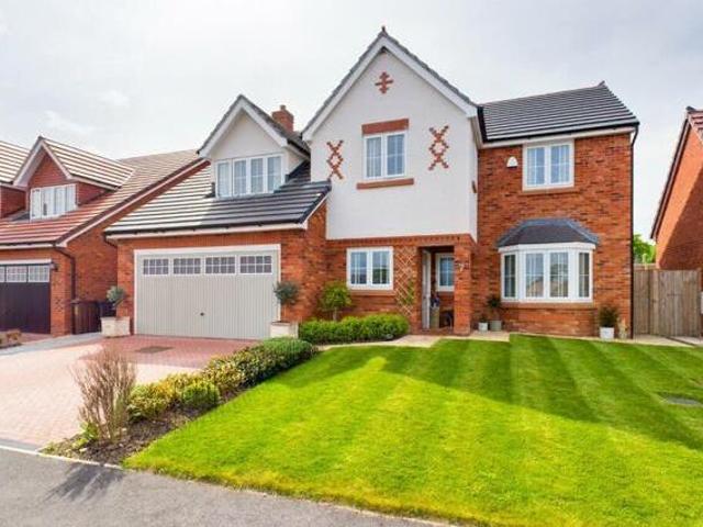 5 Bedroom Detached House For Sale In Higher Kinnerton