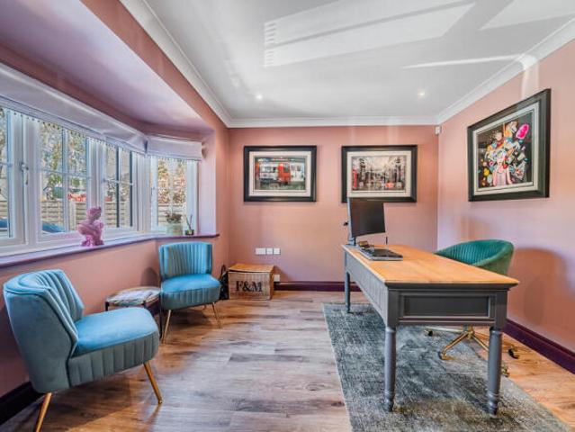 5 bedroom detached house for sale in Highland Road, Sevenoaks, TN14