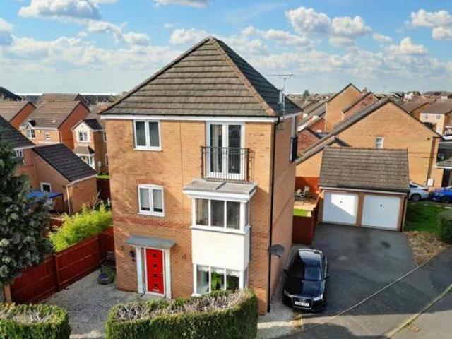 5 Bedroom Detached House For Sale In Hilton