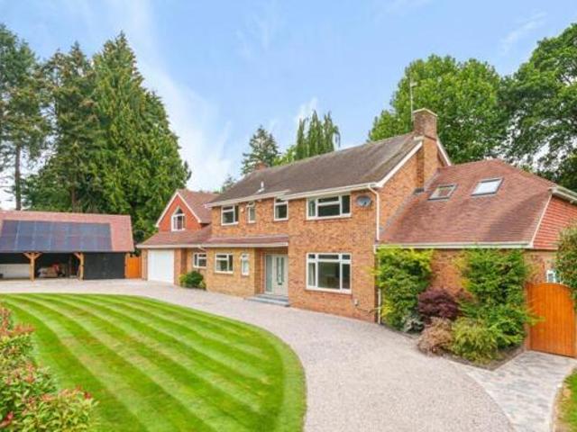 5 Bedroom Detached House For Sale In Hiltingbury