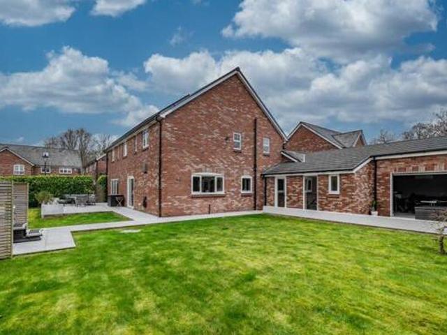 5 Bedroom Detached House For Sale In Hutton