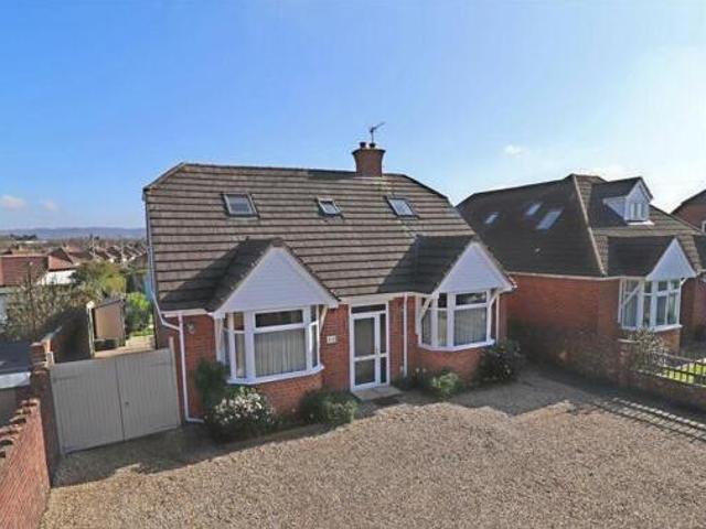 5 Bedroom Detached House For Sale In Hucclecote