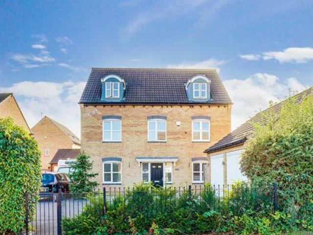 5 Bedroom Detached House For Sale In Hucknall, Nottinghamshire
